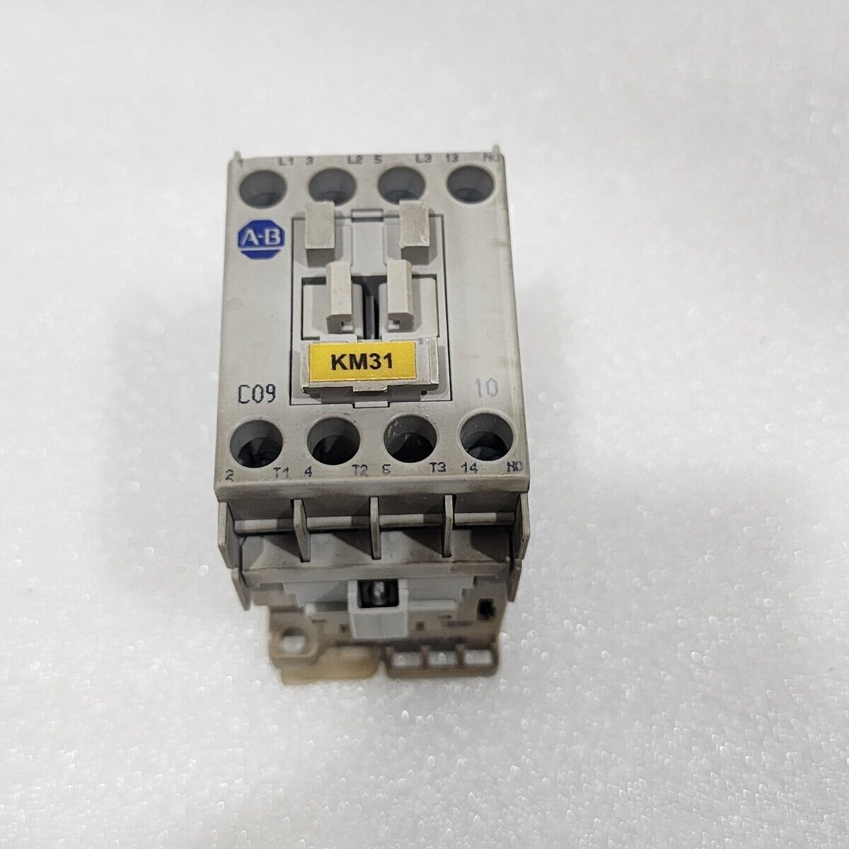 ALLEN BRADLEY C09 MAGNETIC CONTACTOR CAT 100-C09-10 COIL VOLTAGE 110V ...