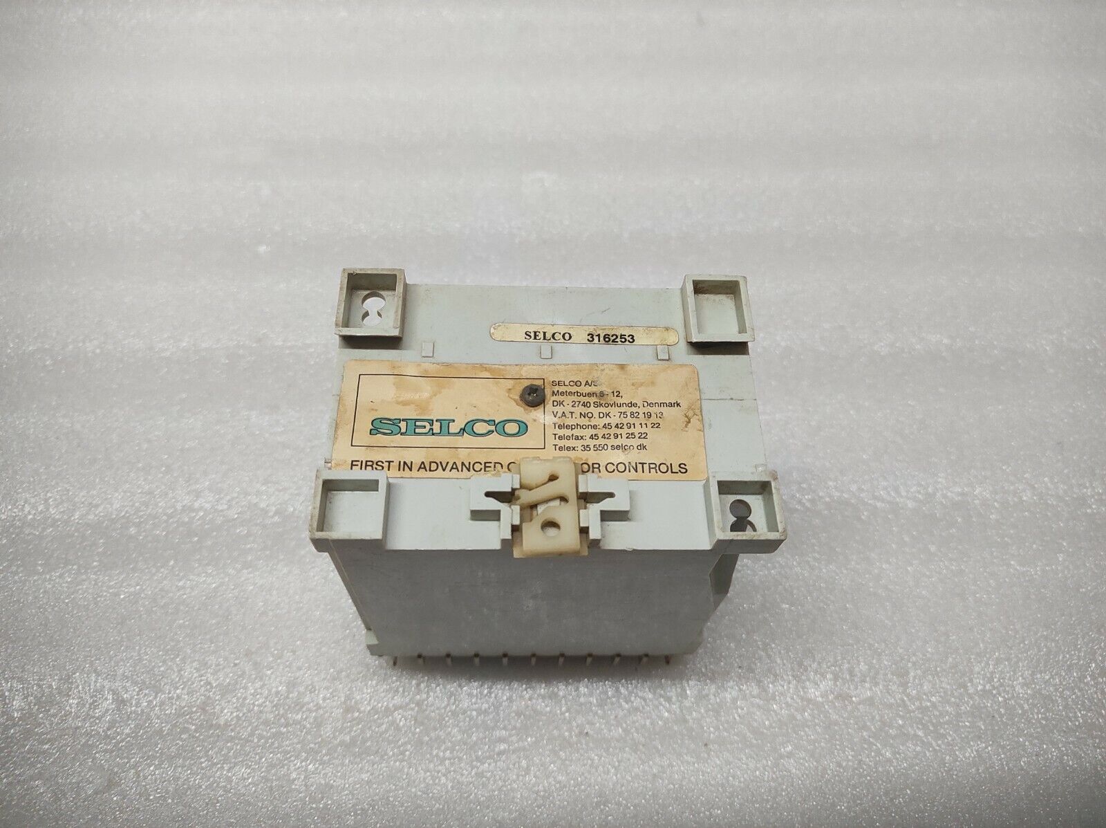 SELCO T2200-13 3-PHASE OVERCURRENT RELAY 240VAC